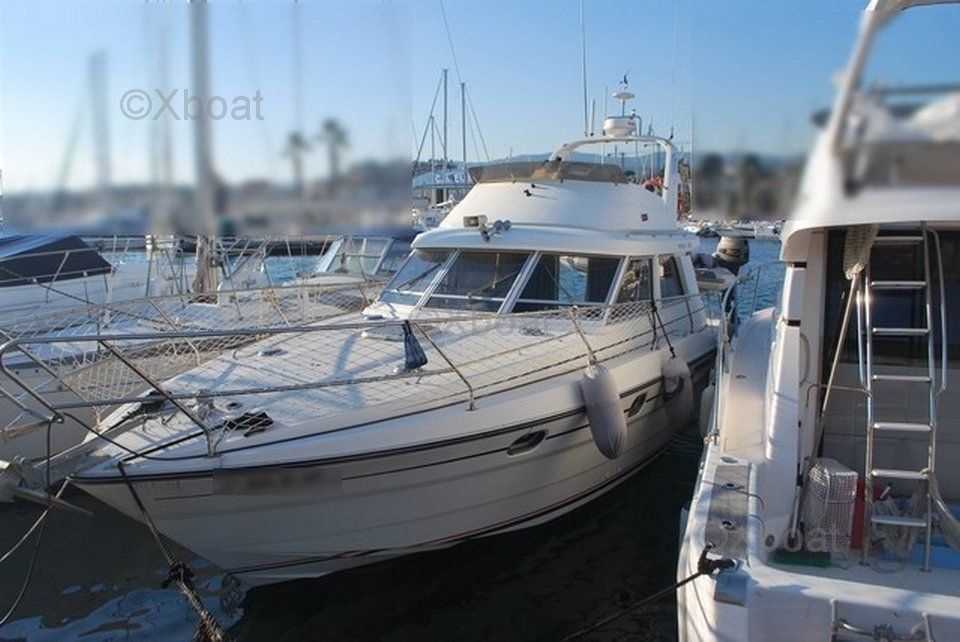 Used Motorboat of PRINCESS shipyard, Model PRINCESS 330 from 1989 ...