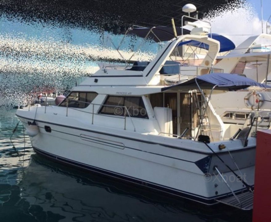 Used Motorboat of MARINE PROJECTS shipyard, Model PRINCESS 415 FLY from ...